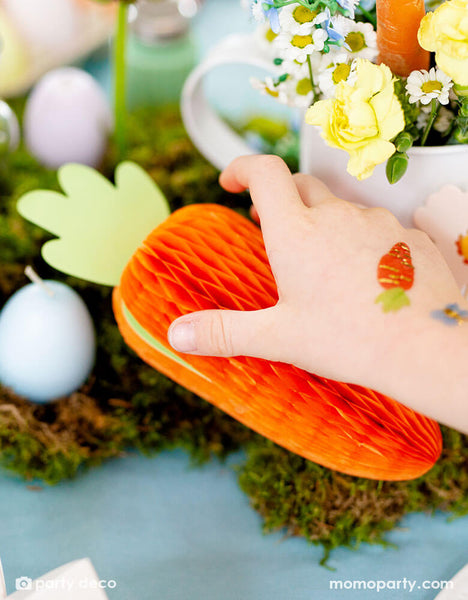 Honeycomb Carrot Decoration – Momo Party